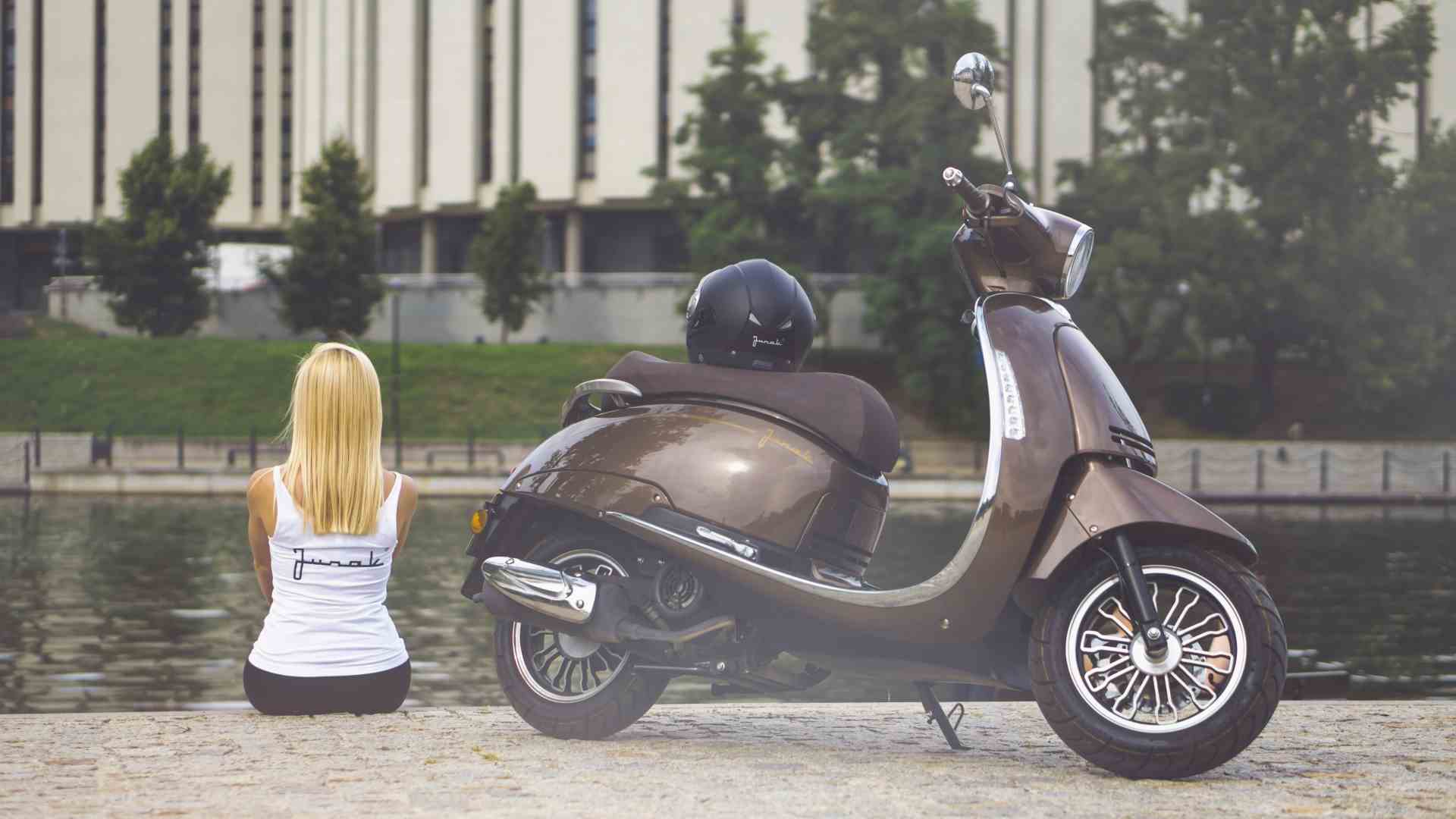 Junak VINTAGE 125 CM³ - Motocykle, Motorowery, Skutery, Motocykle 125 cc